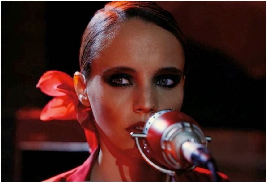 ROCKERPARIS: Anna Calvi @ Album de la Semaine Canal+, Paris Sept 25 2013