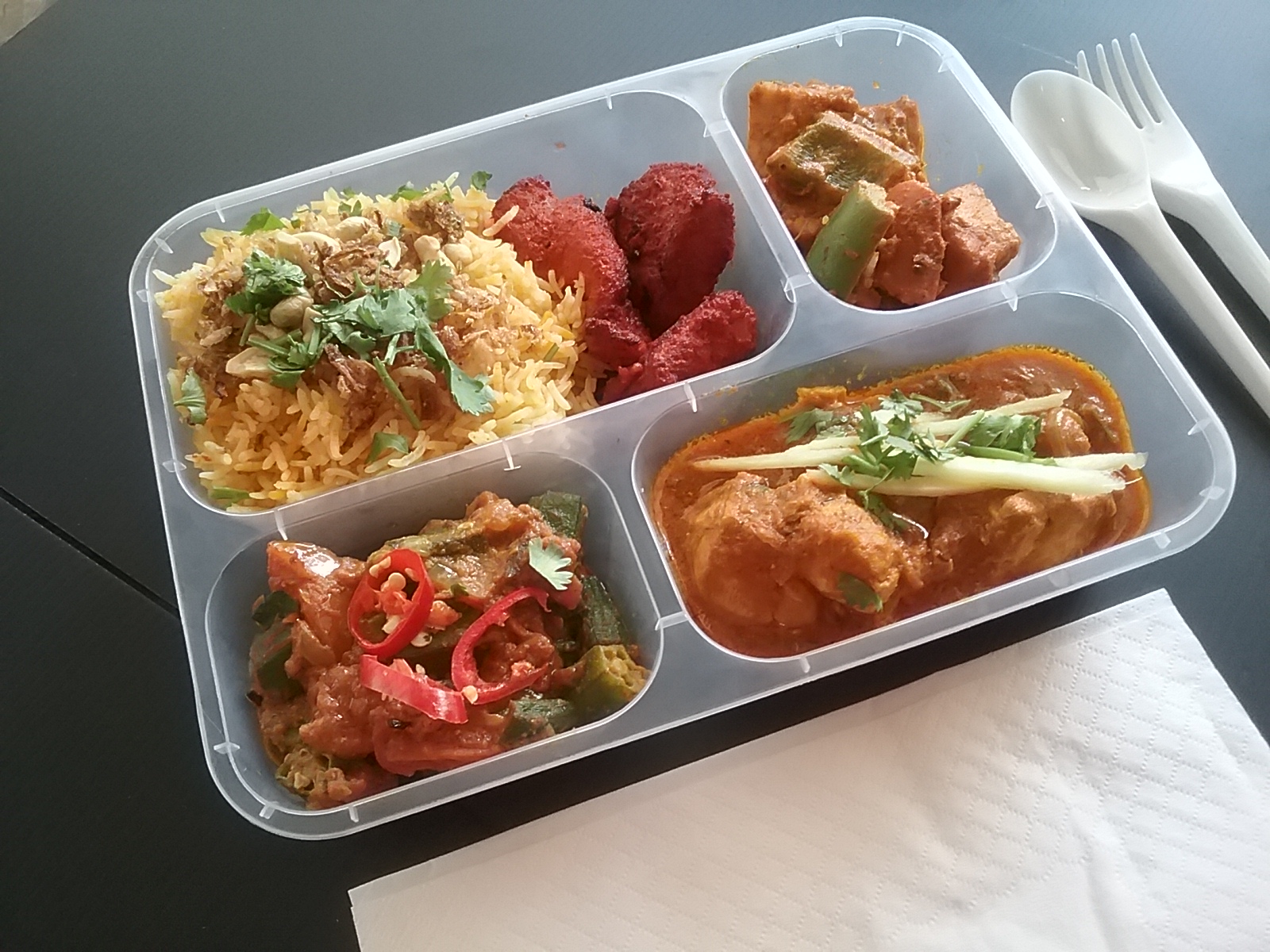 TINGKAT & BENTO MEALS : $15 Deluxe Bento ( halal )