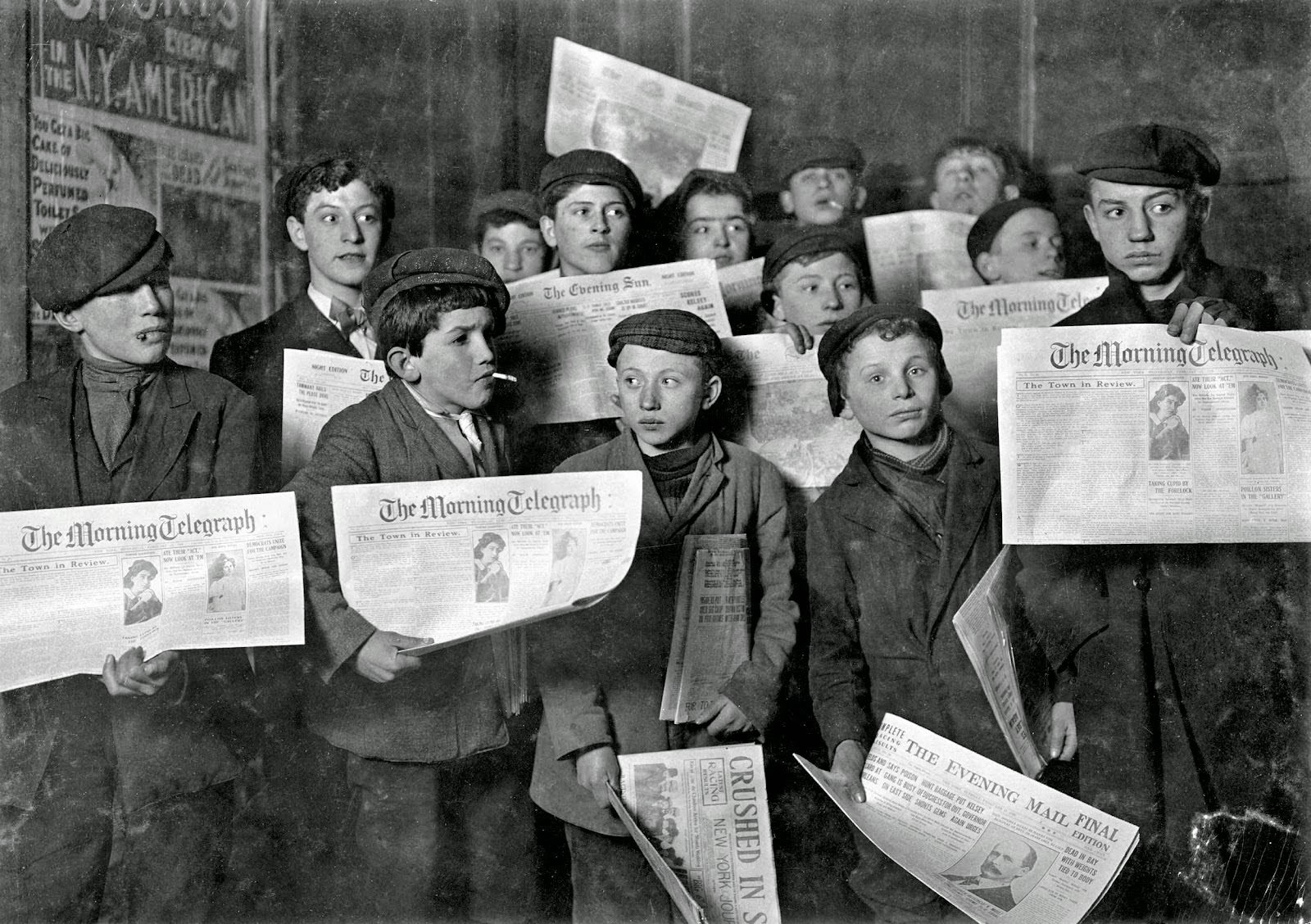 Amazing Pictures of Newsies in the Early 20th Century ~ vintage everyday