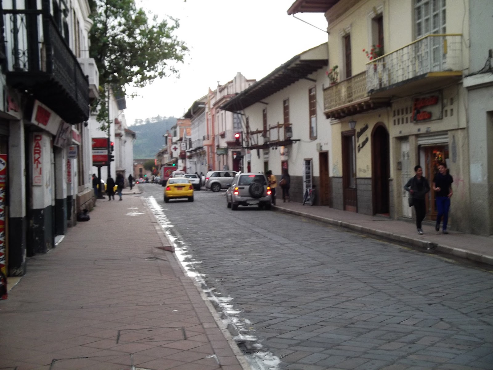 AAA LIVING IN CUENCA: Cuenca, Ecuador expats get together at Zoe and Di ...