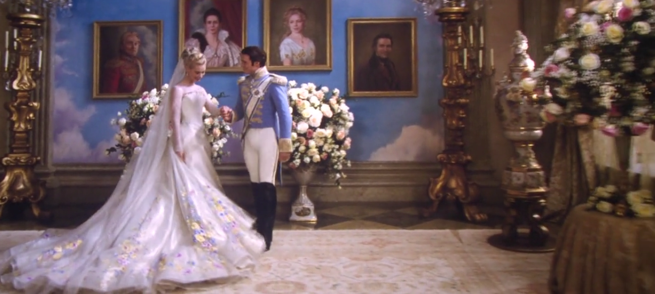 They're All Fictional: Review: Cinderella (2015)