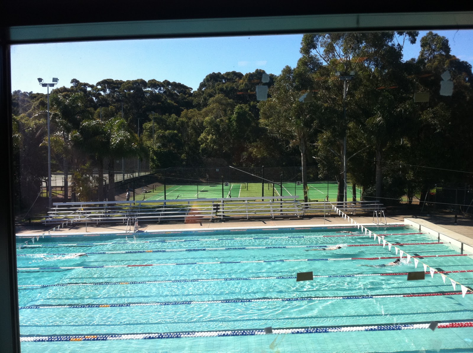 Life at UOW: Living on Campus East: Campus East Students Keep Fit at URAC