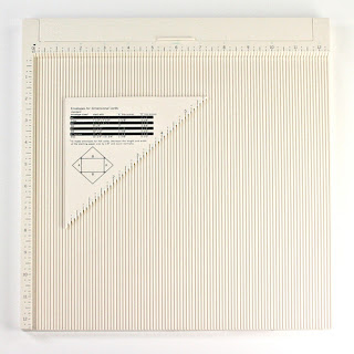 It's Written on the Wall: {Teacher Appreciation} Paper Flowers for the ...