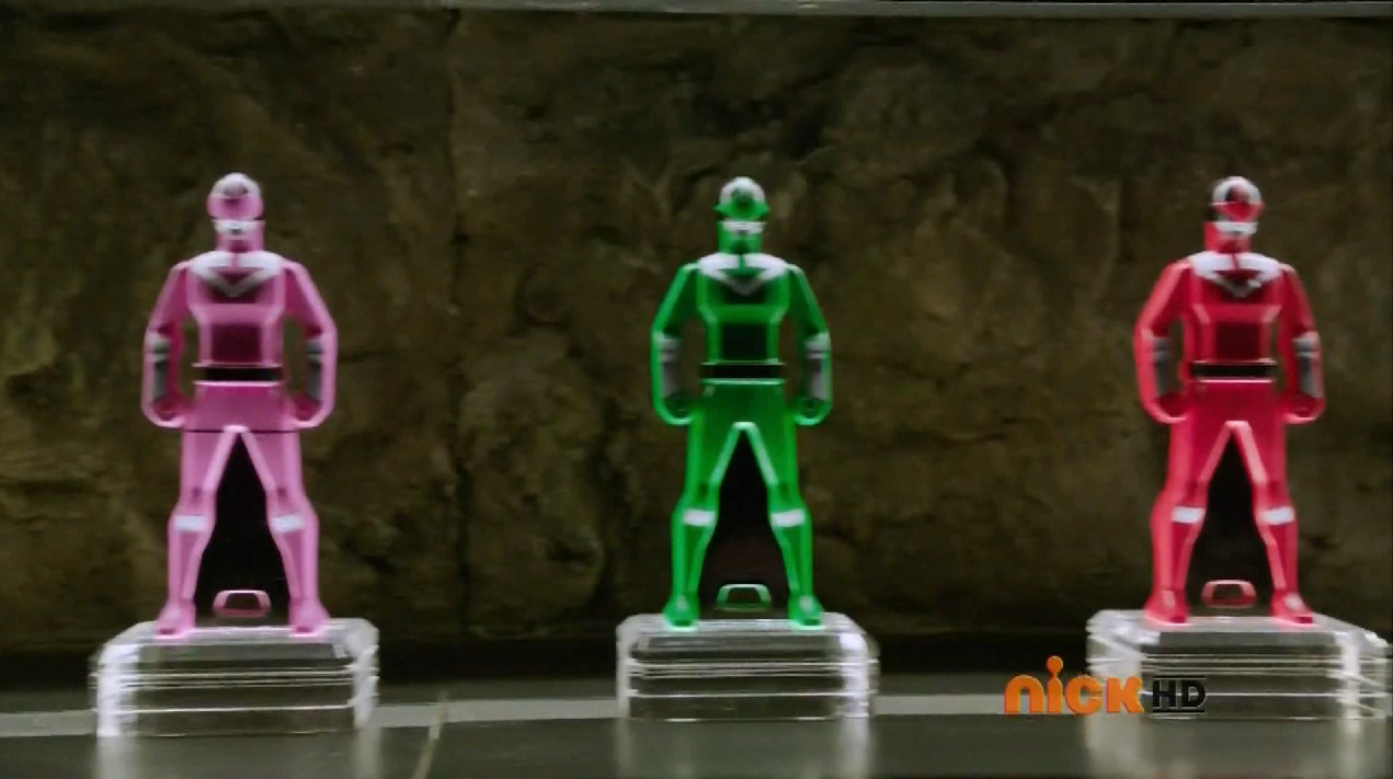 Henshin Grid: Ranger Keys in Gosei's Command Center in Power Rangers ...