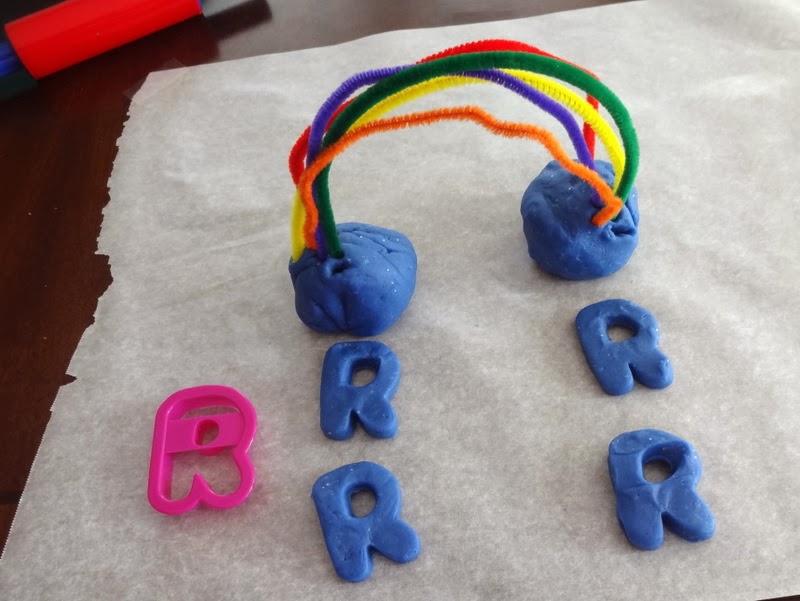 Mom's Tot School: Letter R