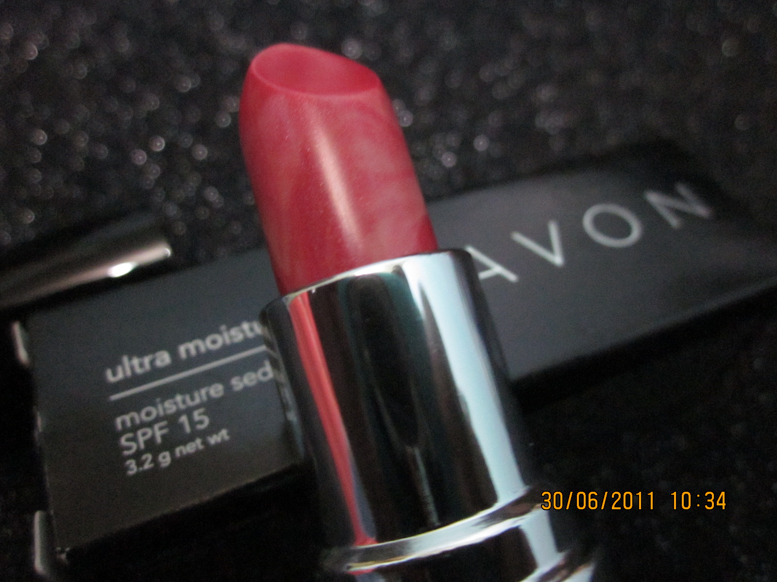 NiceLadiesThings: AVON lipsticks