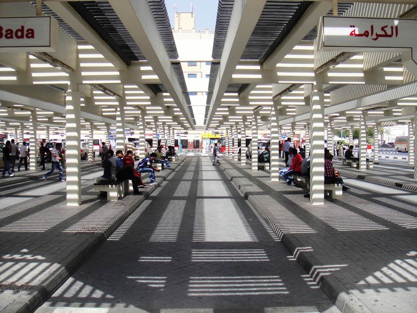 Ramesh Menon's Clicks and Writes: Beauty of Bur Dubai Bus Stand