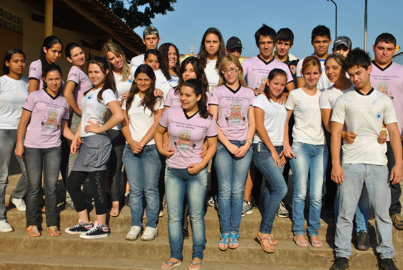 ESCOLA CORONEL: 2011