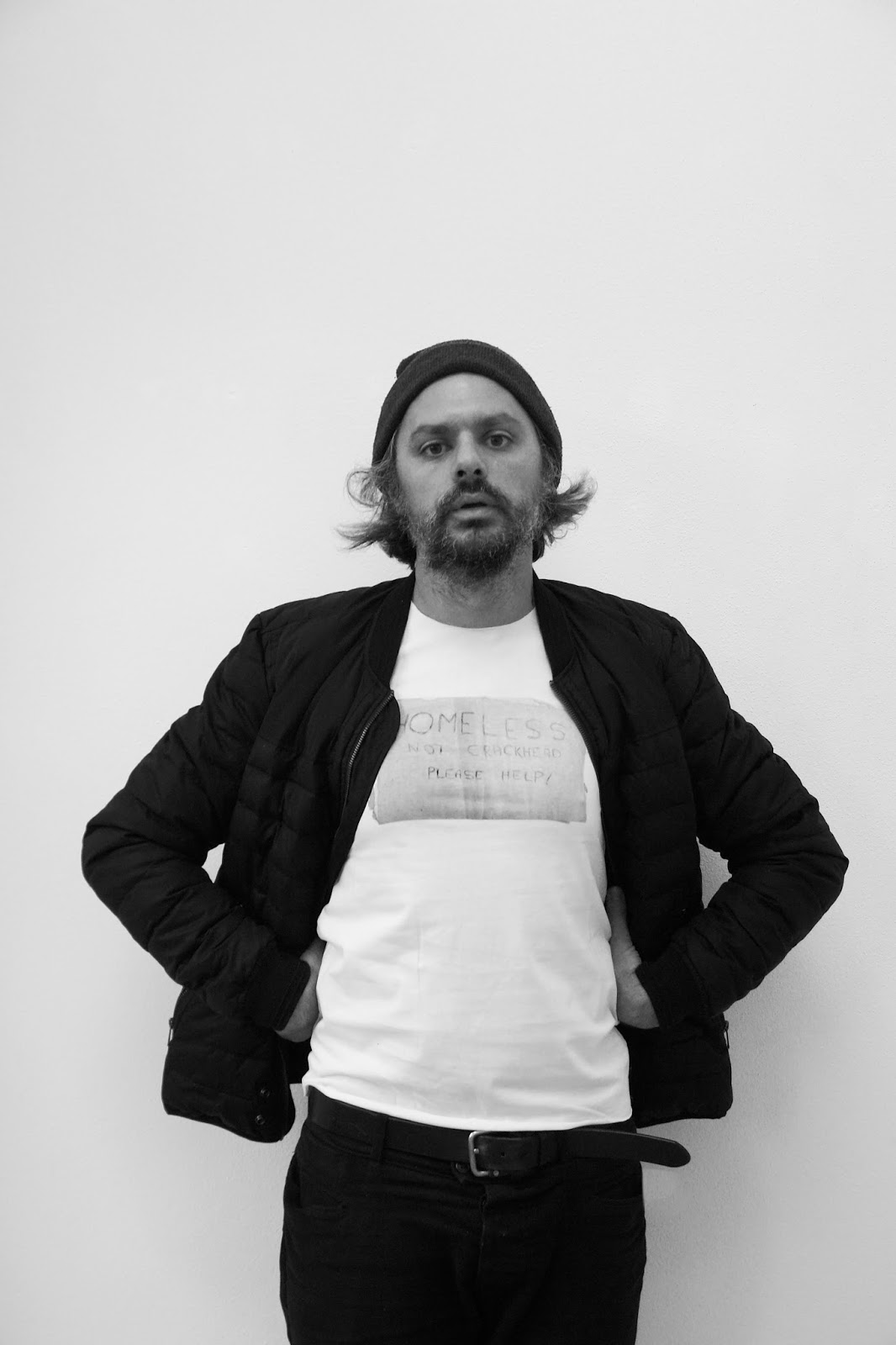 Sabine Delafon Corporation: Ivano Atzori 1/2 Pretziada in Fame