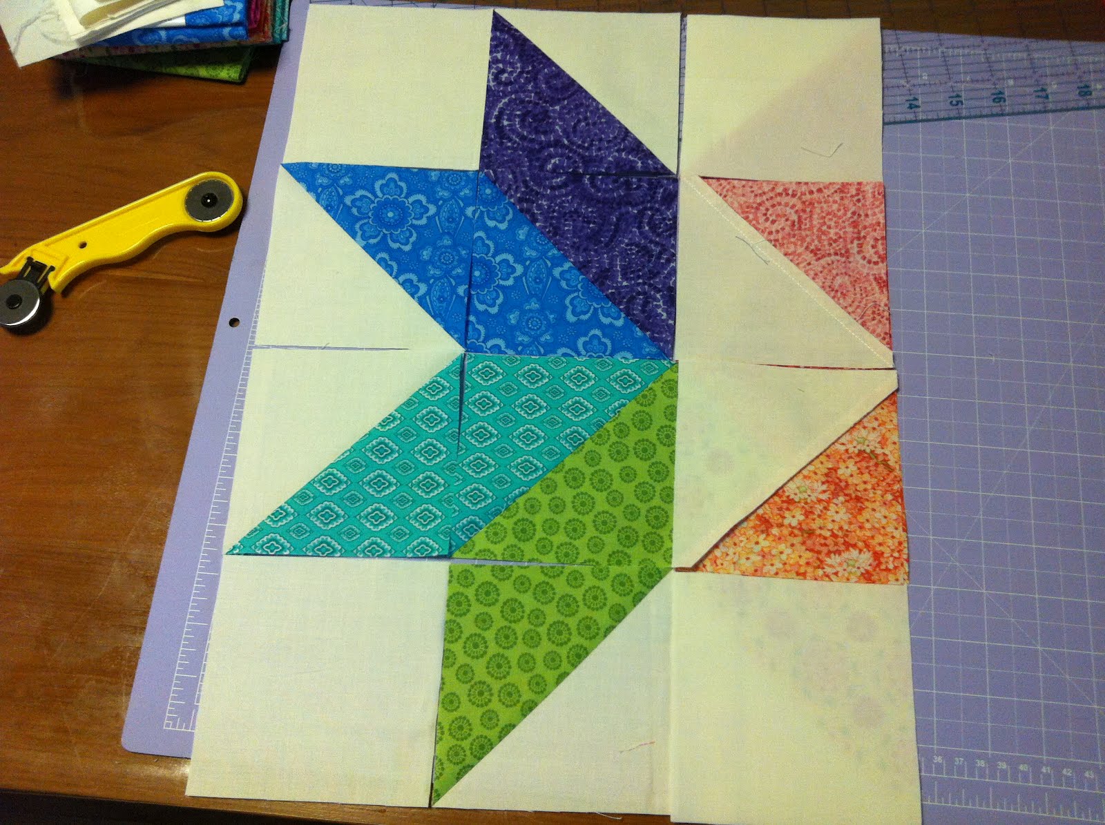 The Peony Teacup: Tutorial: Chain Web Piecing