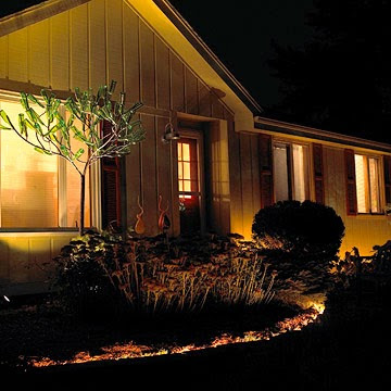 How to Create a Beautifully Lit Garden ~ The Dias Family Adventures