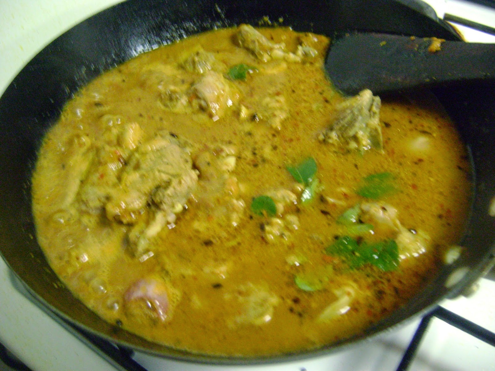 Bethica's Kitchen Flavours: Chettinad Mutton Curry