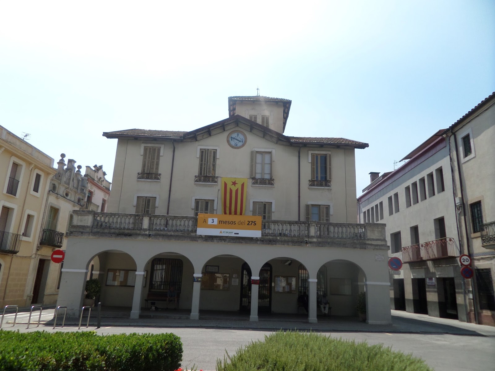Els colors de la terra: Ajuntament de Cardedeu. Cardedeu. El Vallès ...