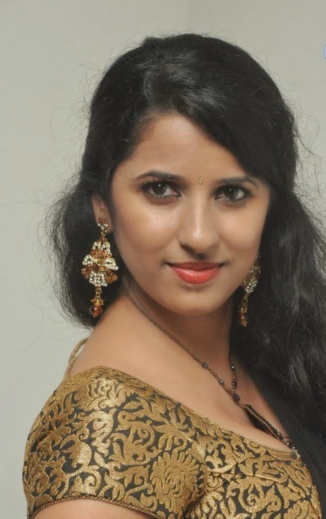 Actress Sravya Reddy Latest Cute Transparent Saree Stills - Cine Gallery