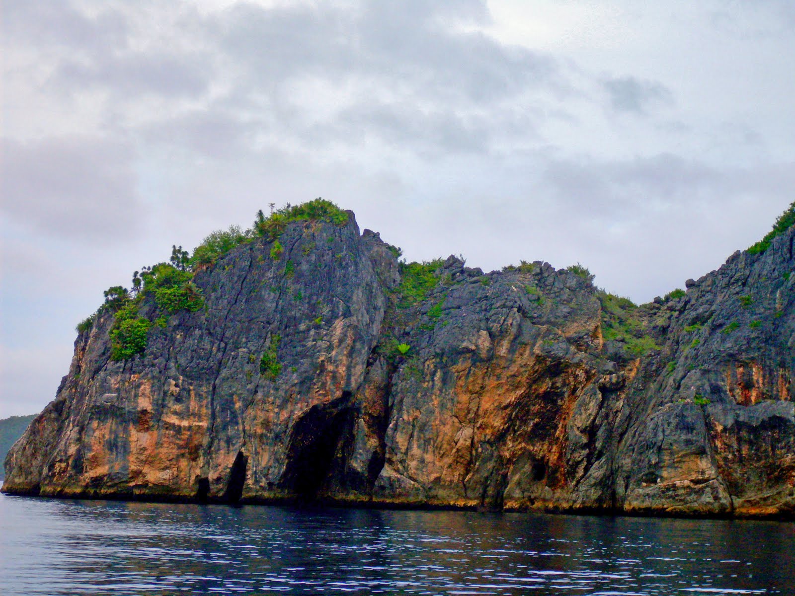 AMUSING ROCKS FORMATIONS IN TICAO ISLAND, MASBATE