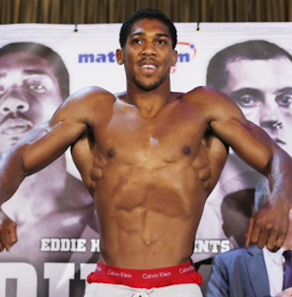 Celeb Saggers: Anthony Joshua Sagging Calvin Kleins at a Weigh-In