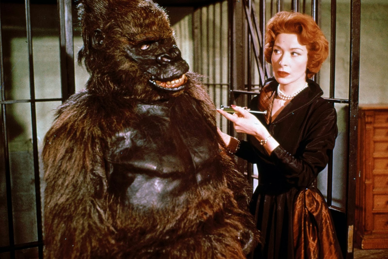 Fanatisk Film: KONGA – 1961 – Chimpansen som blev en jättegorilla!