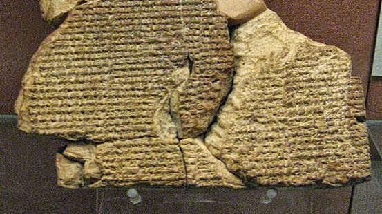 Una tablilla babilónica presenta un prototipo redondo del arca de Noé ...