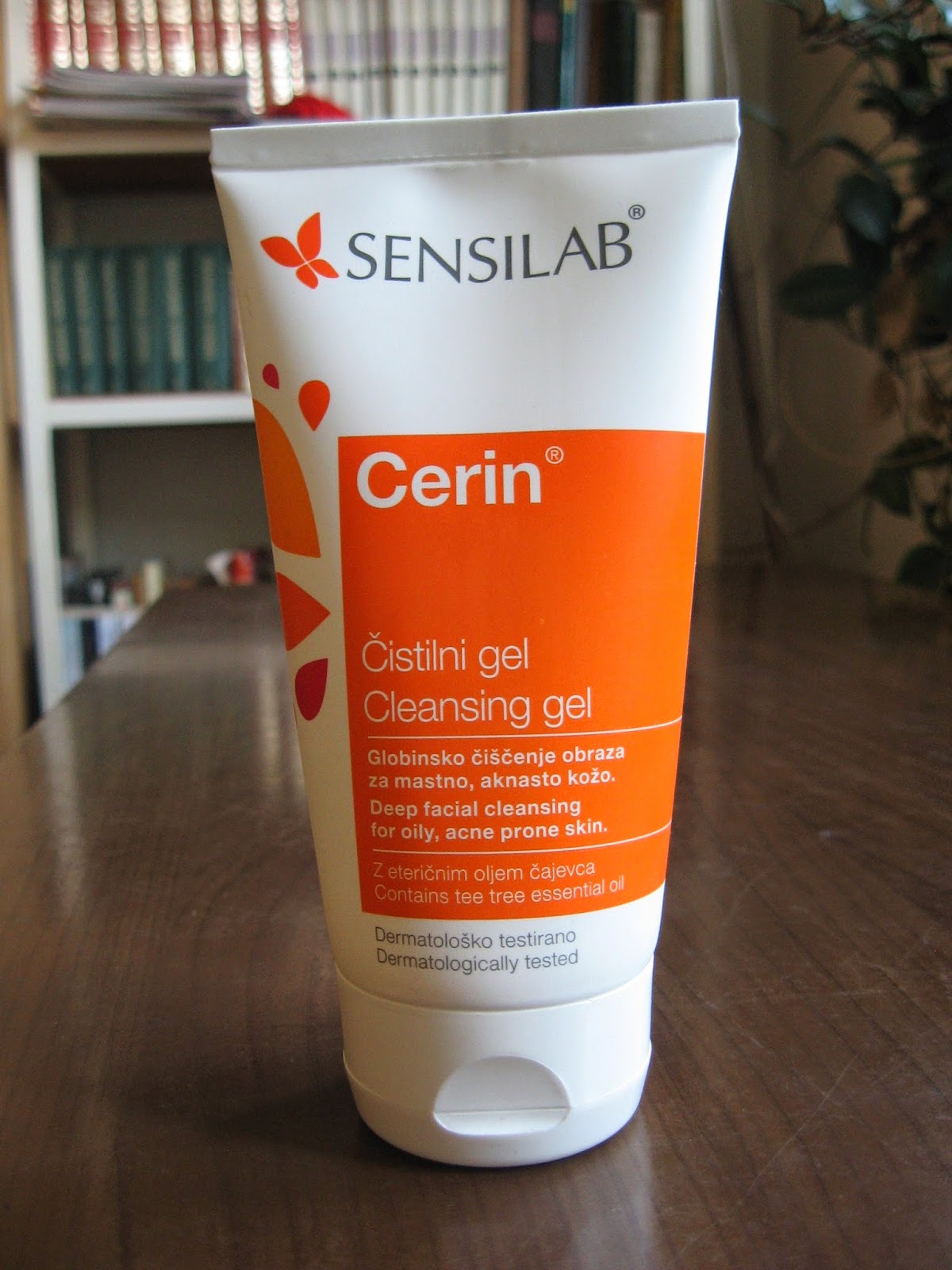 Make me beautiful: Moje iskustvo sa aknama- Cerin kapsule i gel za čišćenje