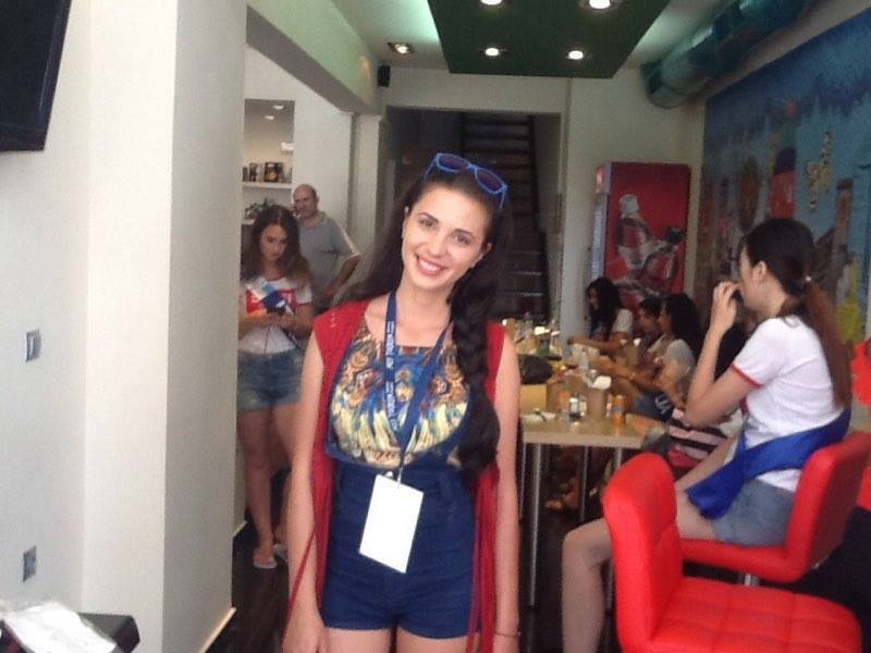 ΛΕΥΤΕΡΙΑ: Κατερίνη: Macaroni Girls