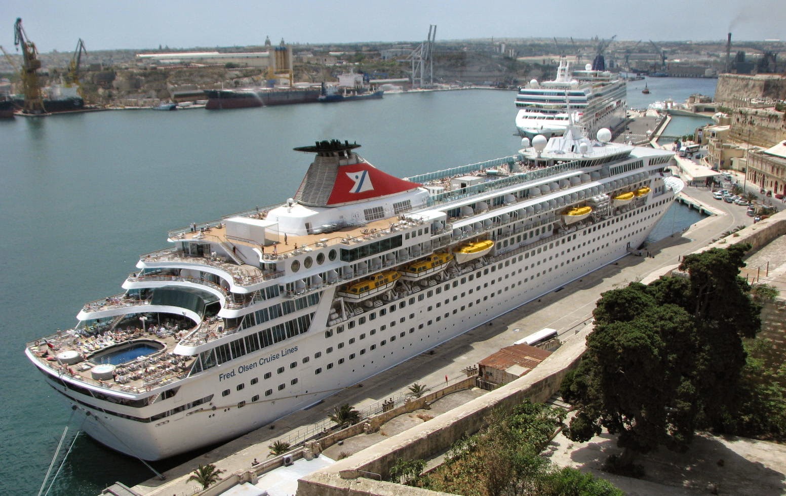 Father Julian's Blog: Cruise-liners