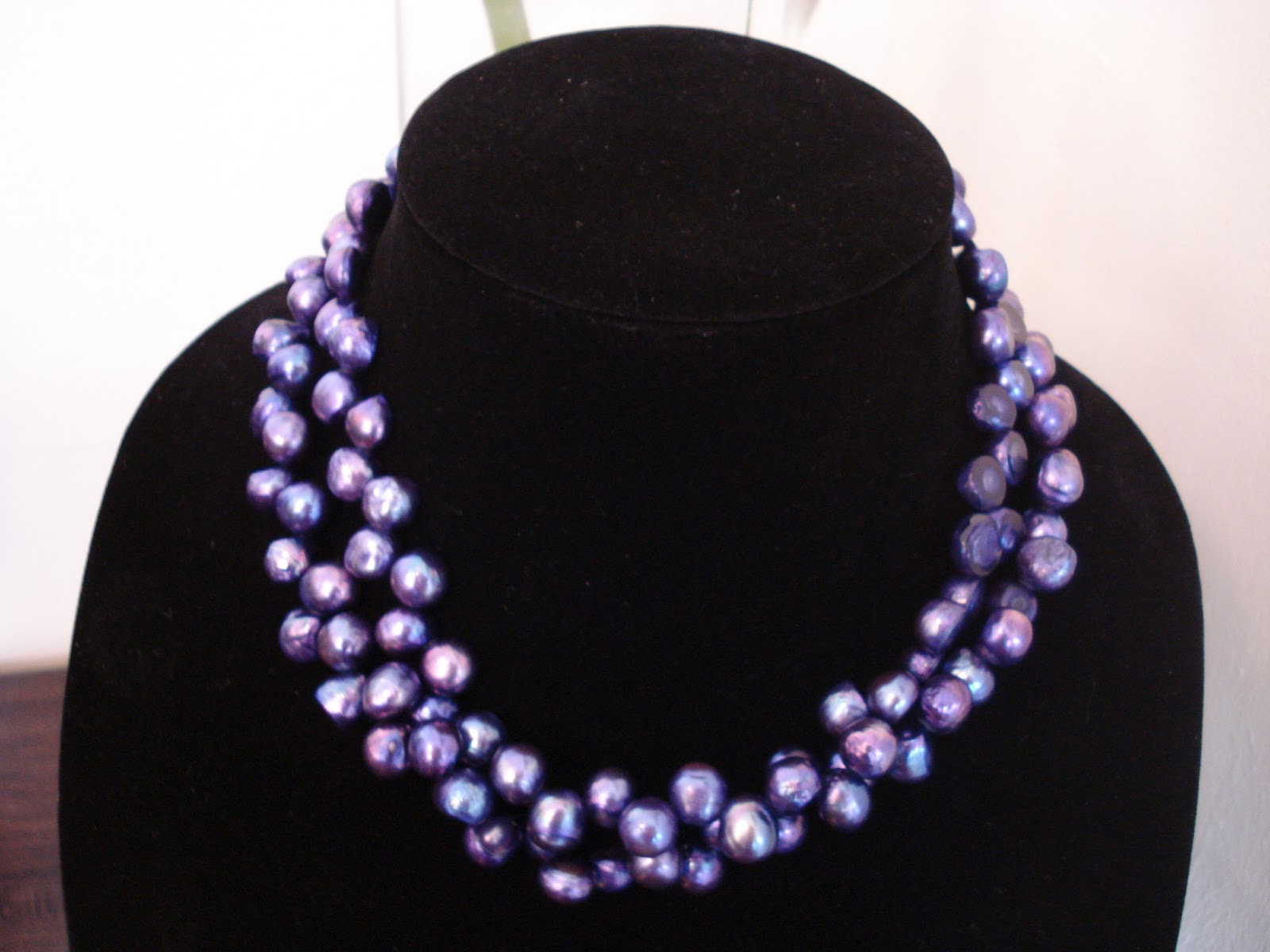 Princess Pearlz: Purple blister pearls without tail