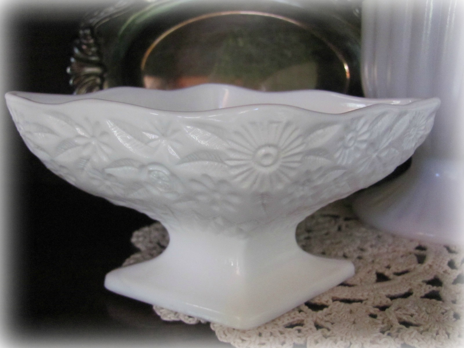My Shabby Chateau: Vintage Milk Glass Collection