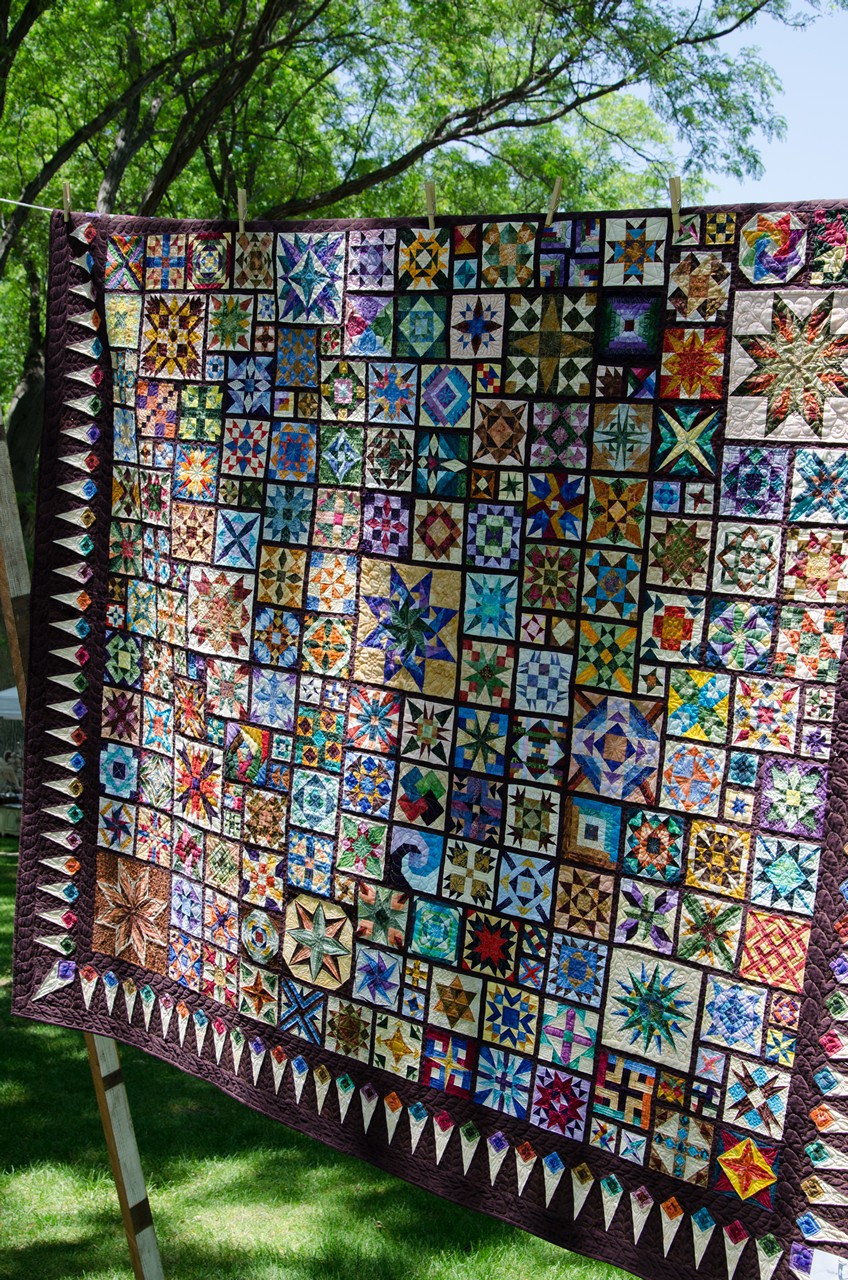 Alycia Quilts - Quiltygirl: Berthoud Outdoor Quilt show