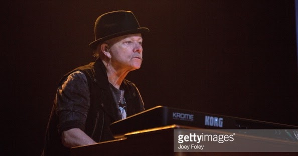 Zona Rock Dan Metal : NEAL DOUGHTY