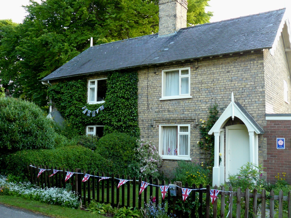 pear tree log: Country Cottage Fences - Friday's Fences