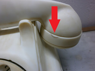 Antikpisan: Telepon Puter Jadul Warna Putih RCI