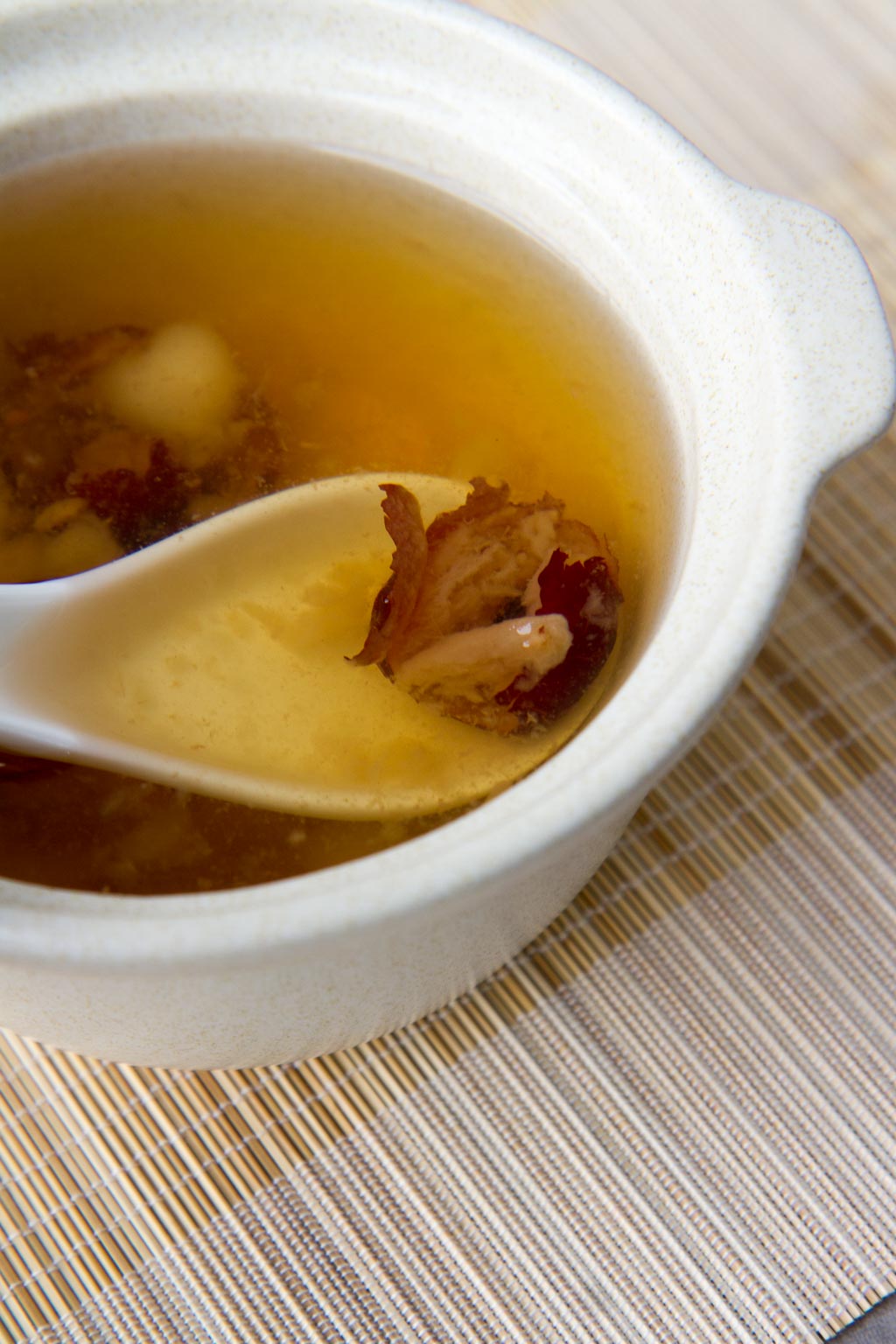 Easy Desserts: Slow Cooked Hasma with Red Dates | Malaysian Foodie