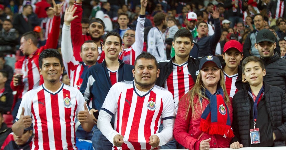 AFICIÓN DE CHIVAS SE DECLARA EN CONSOLIDACIÓN FINANCIERA - ¡CHIVAS A GANAR!