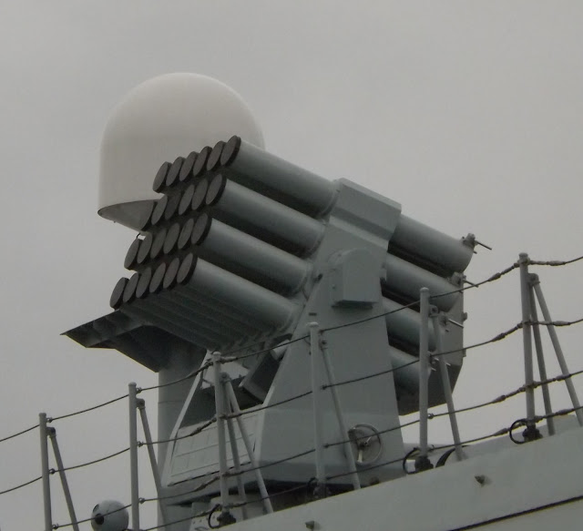 CANADIAN DEFENCE MATTERS: CHINESE WARSHIPS VISIT VICTORIA