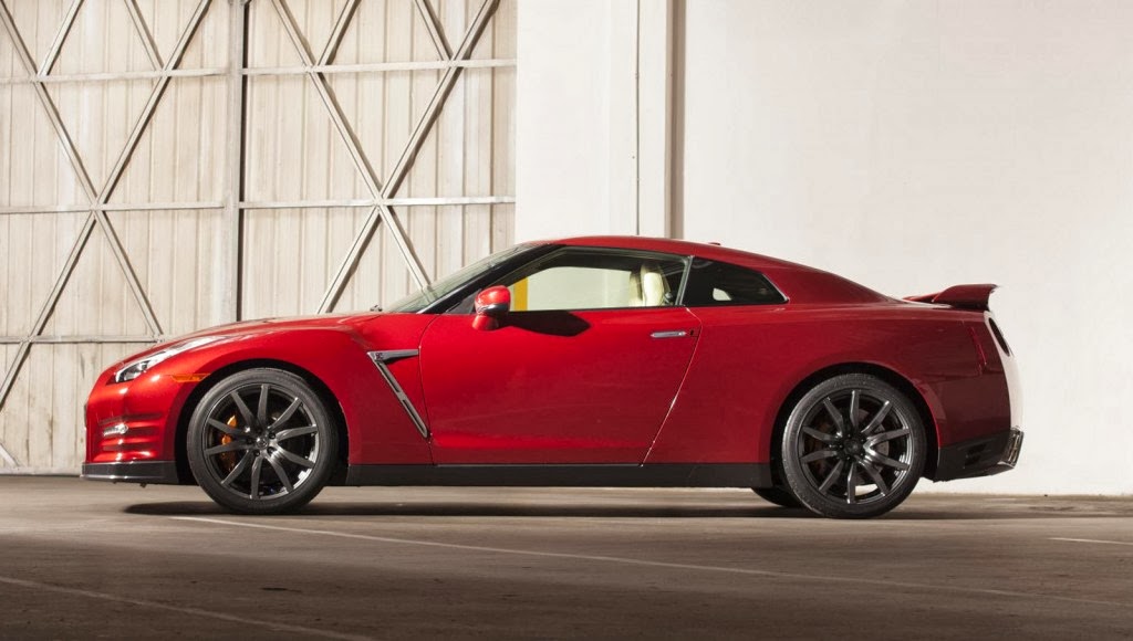 Nissan GT-R: Preview do Nissan GT-R 2015