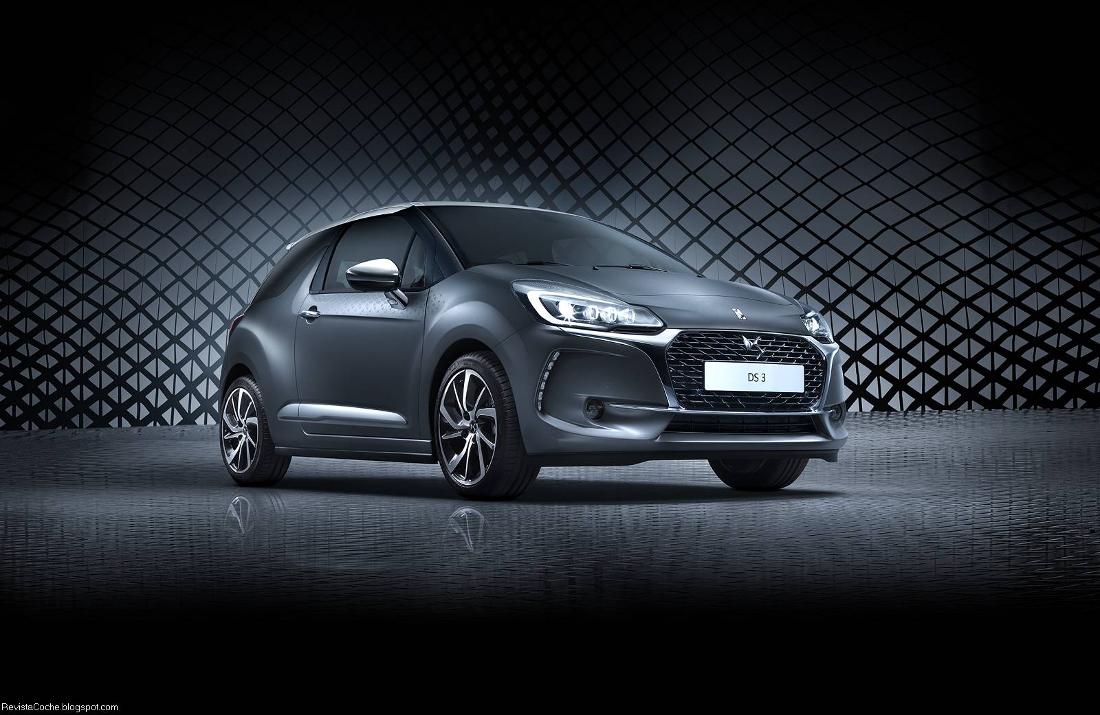 Revista Coche: Edición especial Dark Side del DS3