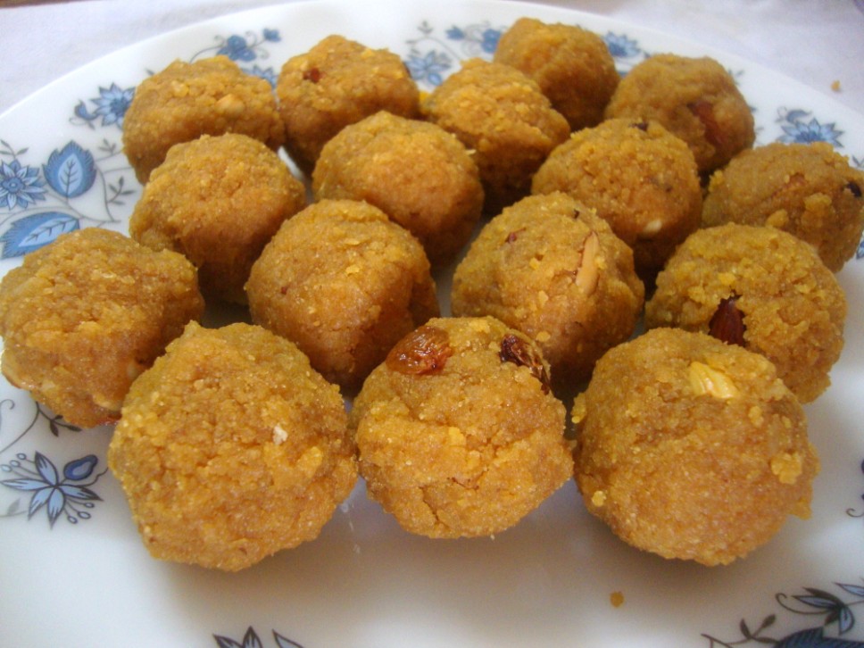 Moong Dal Laddu | How to make Pesara Pappu Ladoo | Diwali Sweets | Step ...