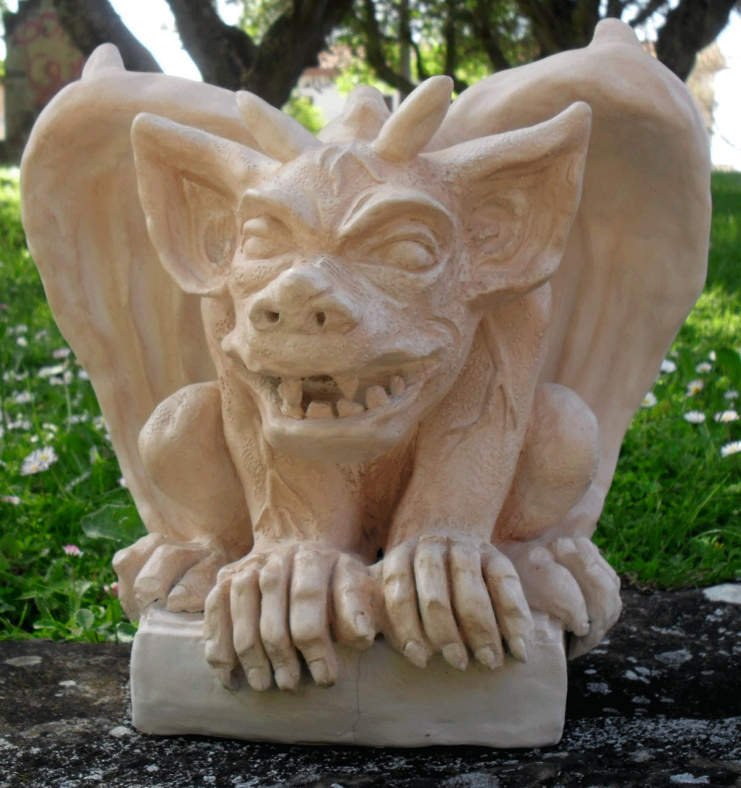 MAIALEN IRIARTE ESCULTURAS: Gárgola