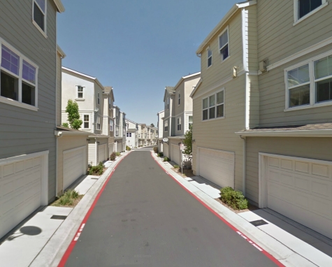 Old Urbanist: Rebranding the Alley: From Service Way to Narrow Street