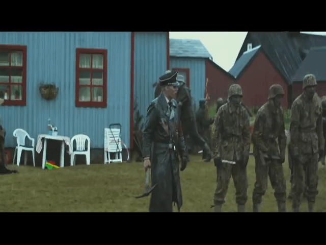 CINE PARA TODOS LOS GUSTOS: Dead Snow 2 Red vs Dead -GIFS-2018- Horror