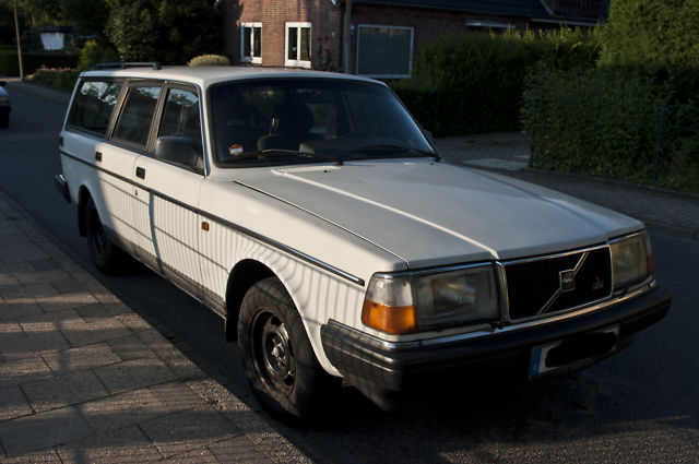 2012 Volvo 245 | Review, Price, Interior, Exterior, Engine. | NEOCARSUV.COM