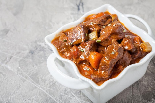 7 fantastičnih zimskih gulaša: Nemoguće pojesti jedan tanjur ...