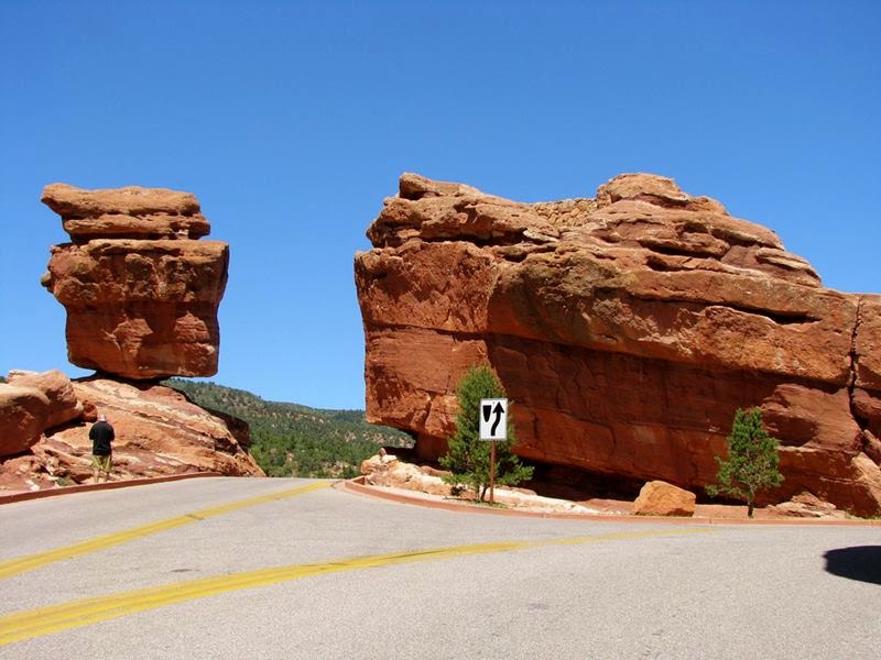 The Balanced Rock | The Garden of the Gods, Colorado