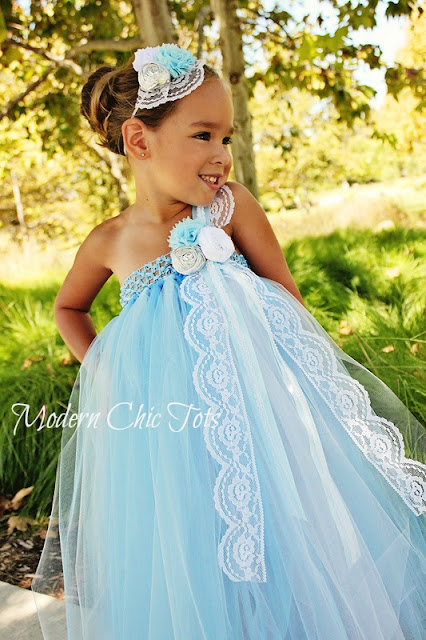 Forty Toes: Adisten's Closet by Modern Chic Tots GIVEAWAY!