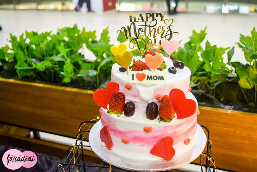 SDS Parents' Day Cakes Are Surprisingly Delicious and Tempting!!