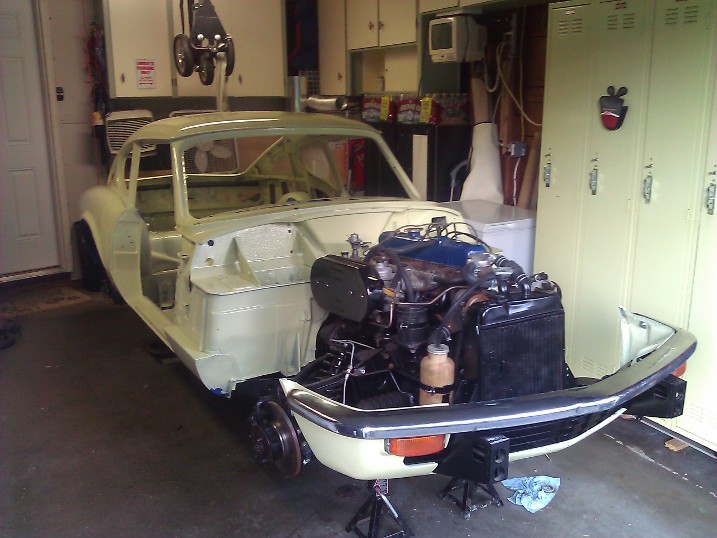 1973 Triumph GT6 Mk3: Body Back on the Frame!