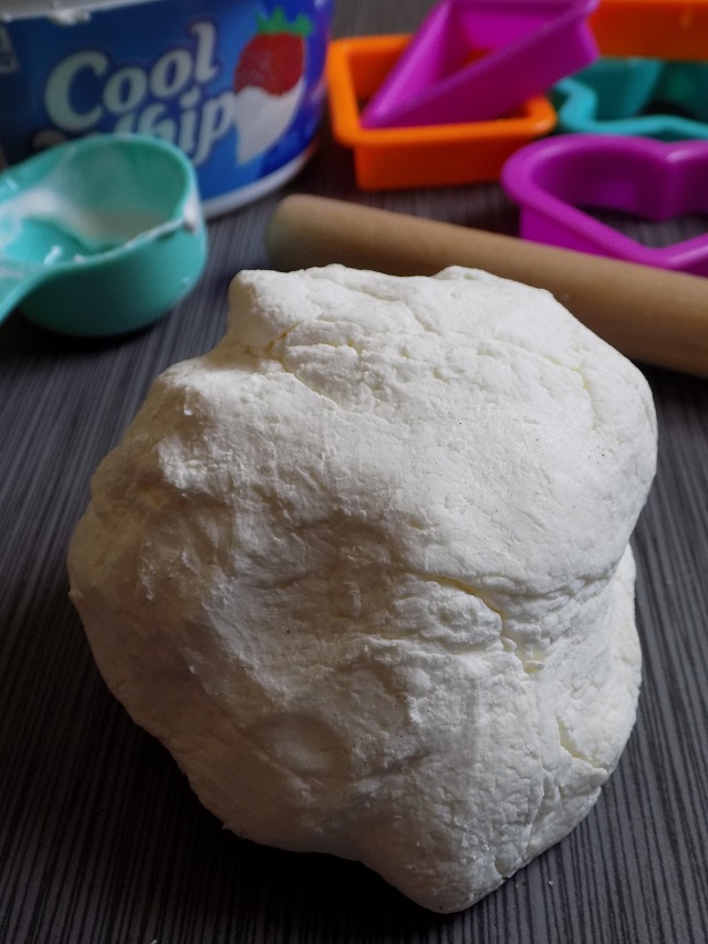 One Savvy Mom ™ | NYC Area Mom Blog: How To Make Whipped Cream Play ...