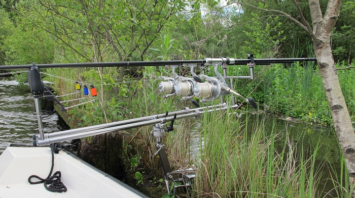 Boustails: Boot rod pod