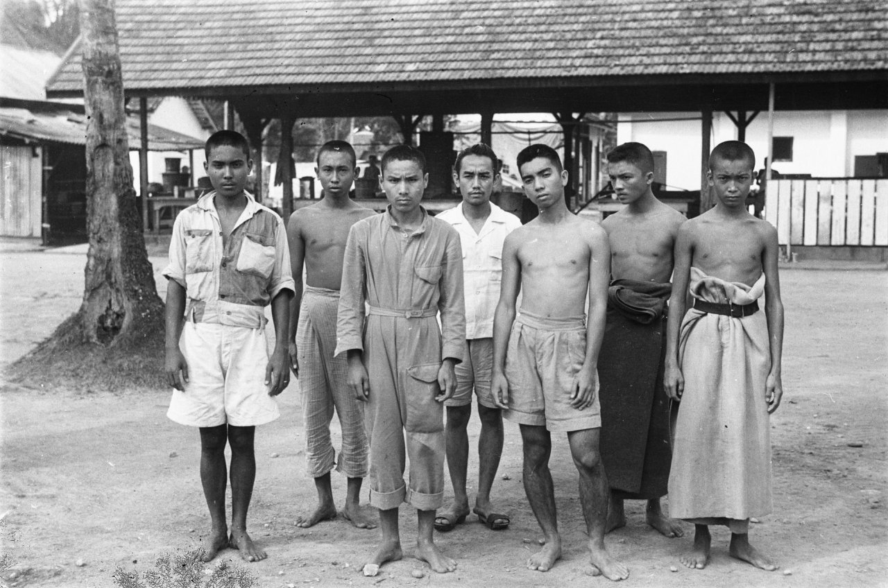Indonesia Zaman Doeloe: Sebuah kamp tawanan perang yang belum ...