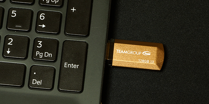 ピンクとブルーが可愛いUSBメモリ！TEAM C153の64GB＆32GBをレビュー - XPERIAだけをレビューするブログ。